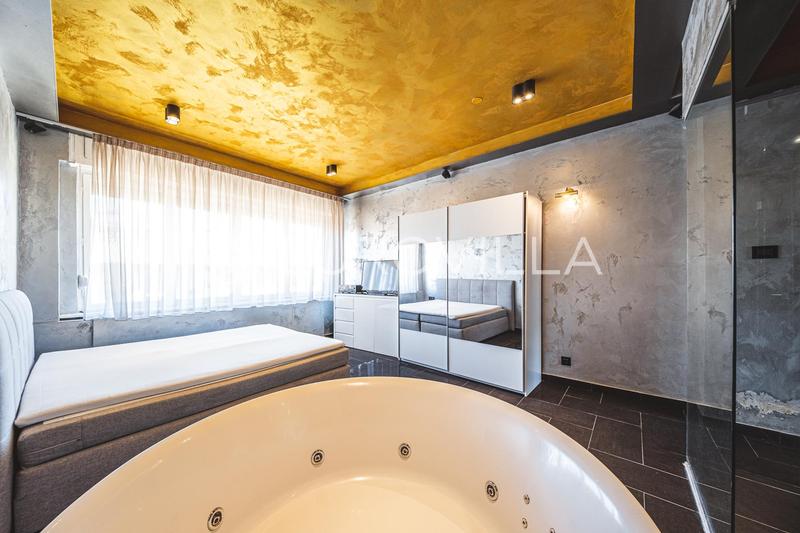 Zagreb, Cvjetni trg, pješačka zona, novouređeni stan 3...