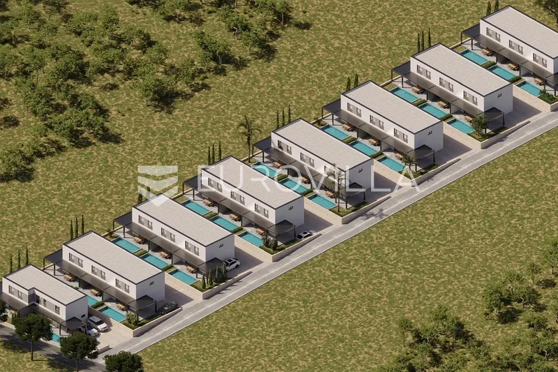 Mandre – Three-bedroom duplex apartment with private p...